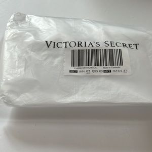 Victoria's Secret | Bags | Victorias Secret Cosmetic Bag Pink Bling ...